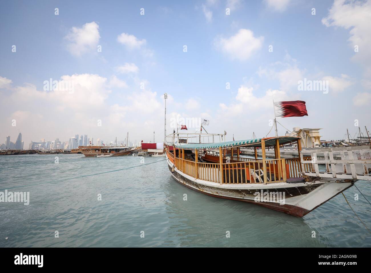 Tour medio oriente hi-res stock photography and images - Alamy