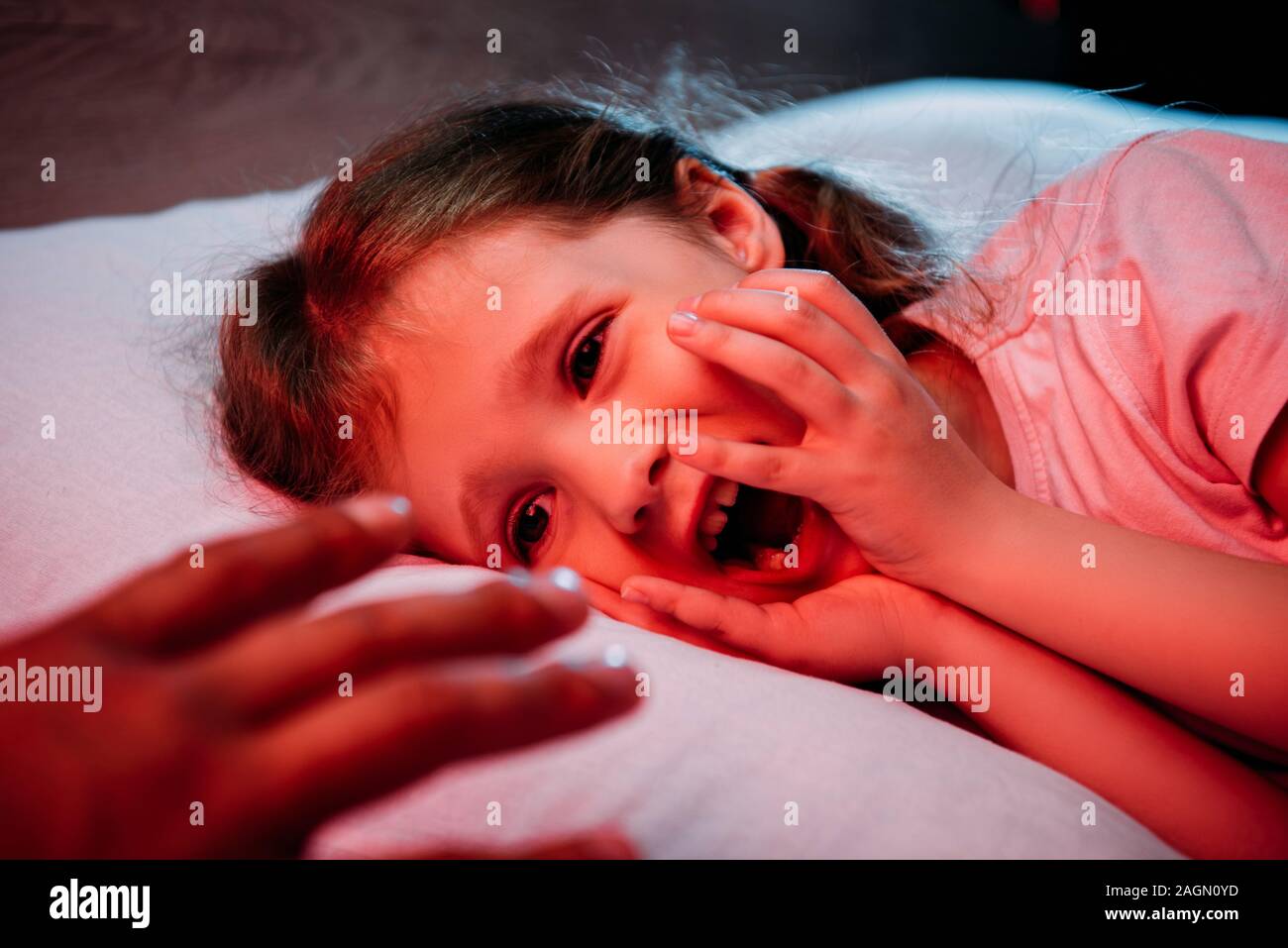 Child frightened bedroom hi-res stock photography and images - Alamy