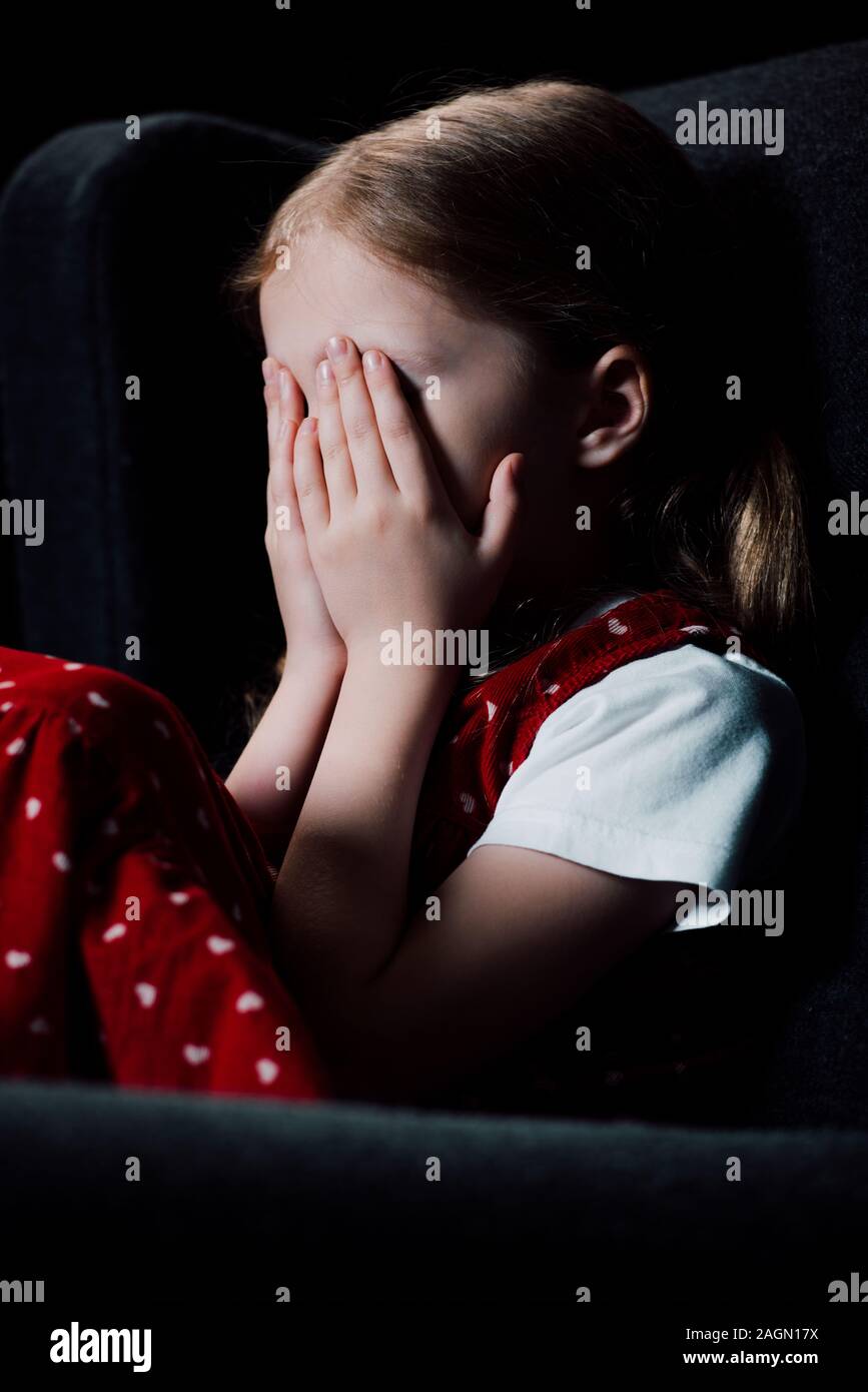 Hands covering face black girl child hi-res stock photography and ...
