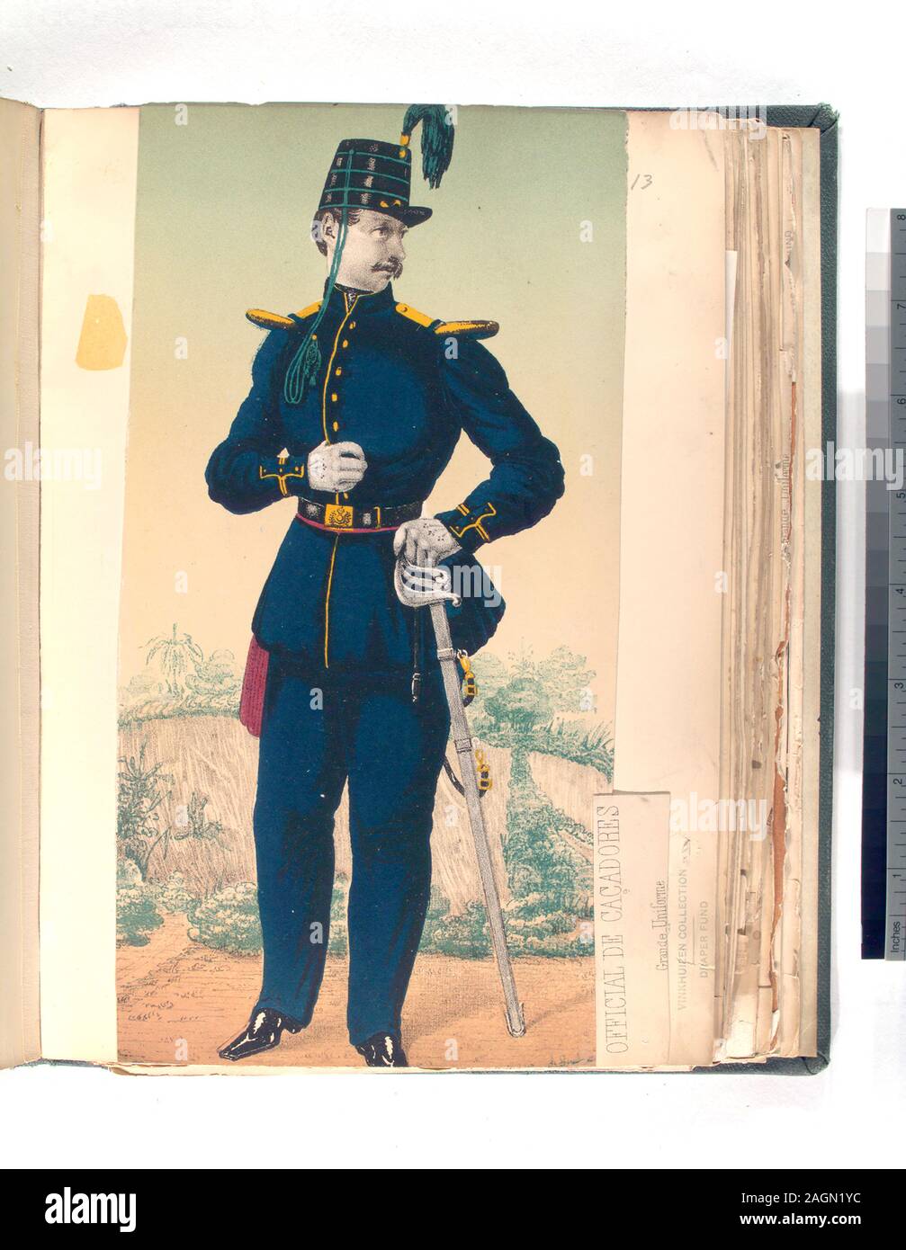 Uniforme colonial hi-res stock photography and images - Alamy