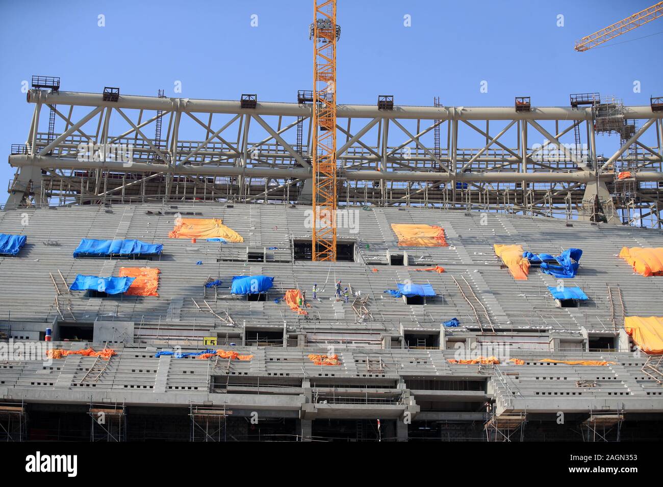 Construction continues on lusail stadium hi-res stock photography and ...