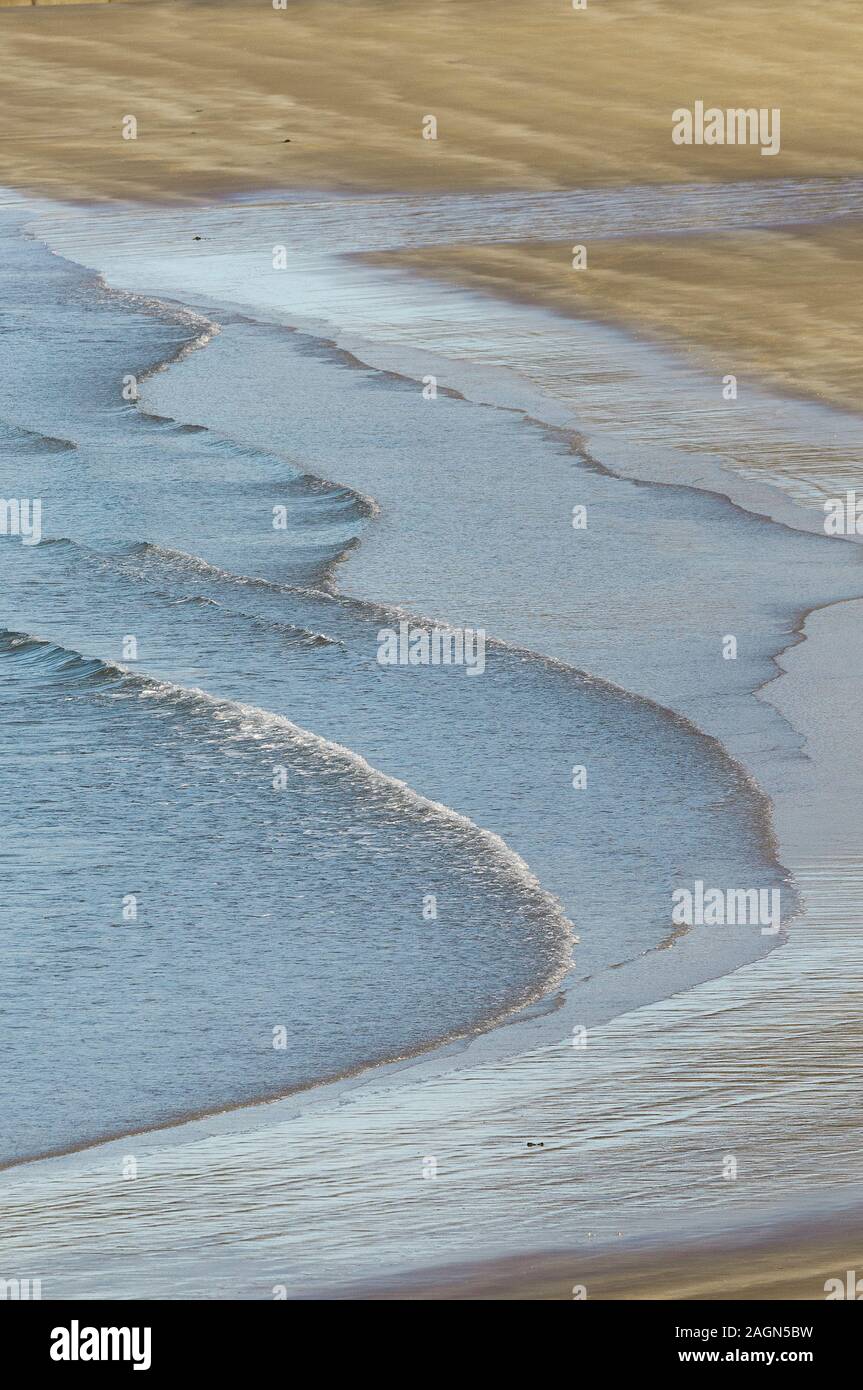 Tide patterns on Gairloch Beach, Scottish Highlands Stock Photo - Alamy