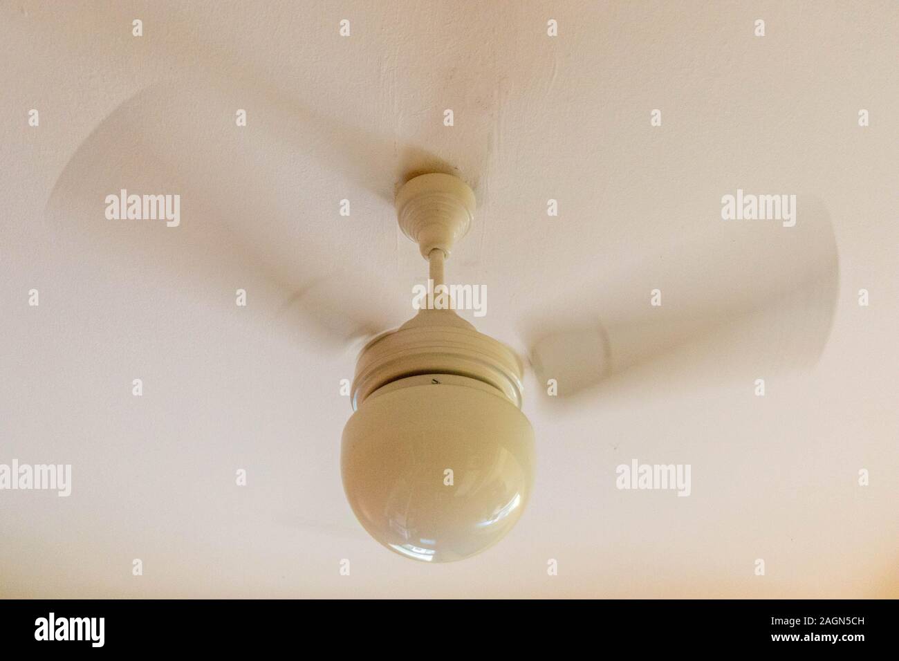 Ceiling fan in motion hi-res stock photography and images - Alamy