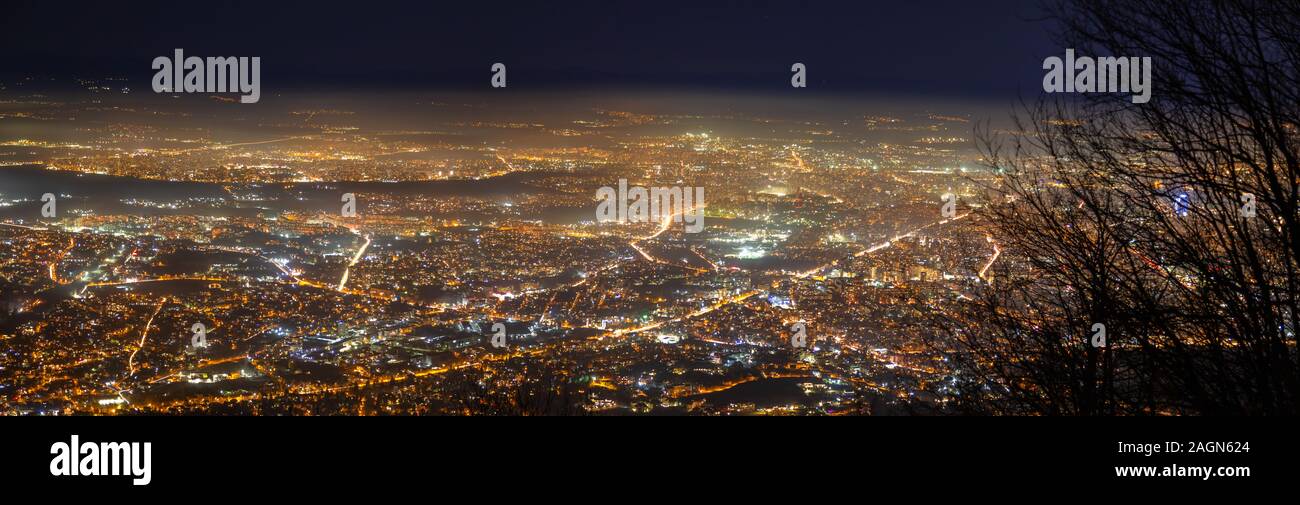 Panoramic view to Sofia city at night. View from Kopitoto hill in ...