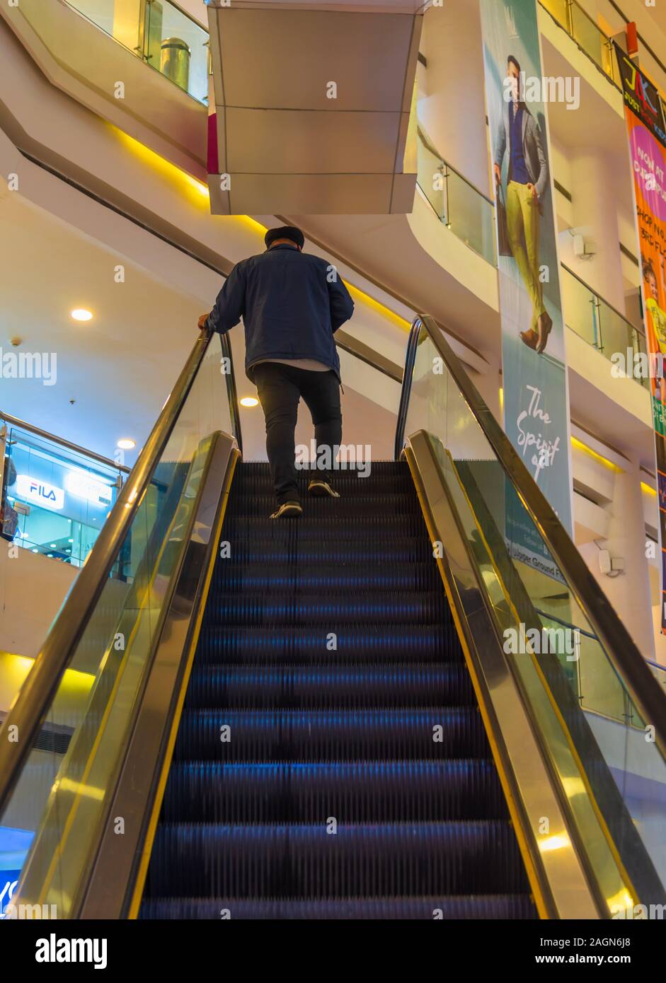 Shopping mall india escalators kolkata hi-res stock photography and ...