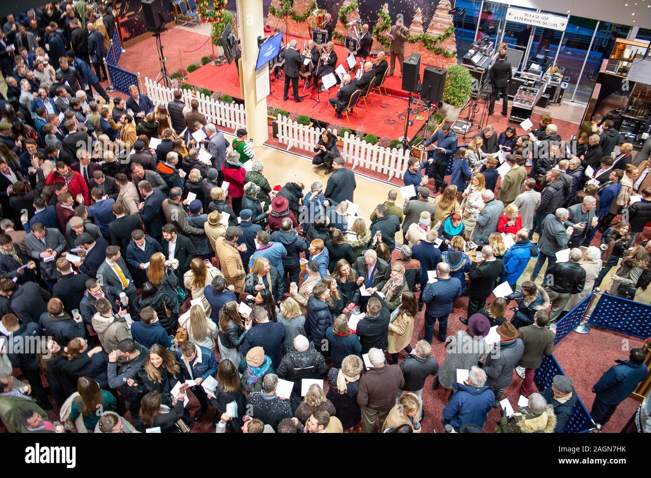 Berkshire ascot racecourse hi-res stock photography and images - Alamy