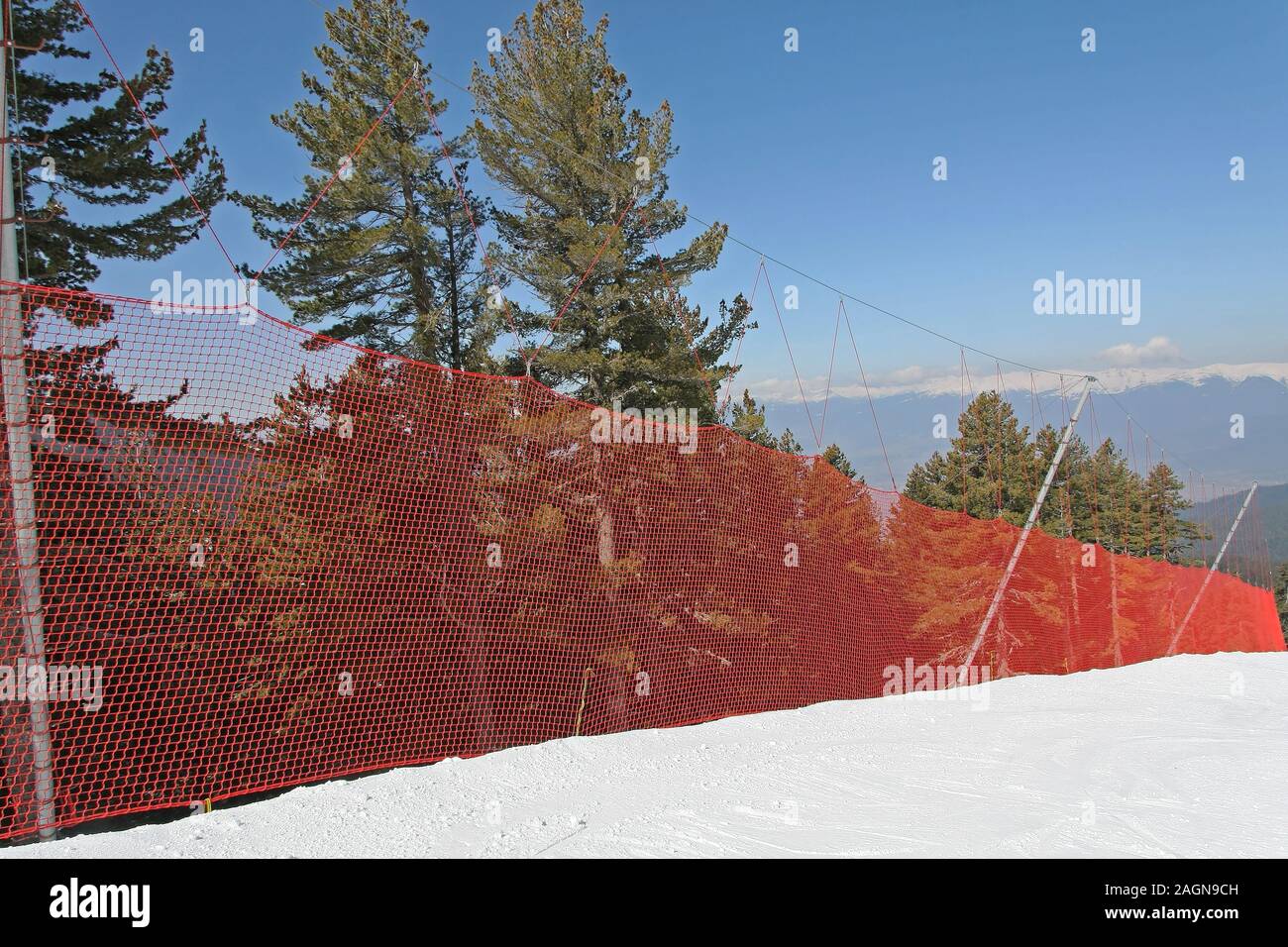 Slope safety net hi-res stock photography and images - Alamy