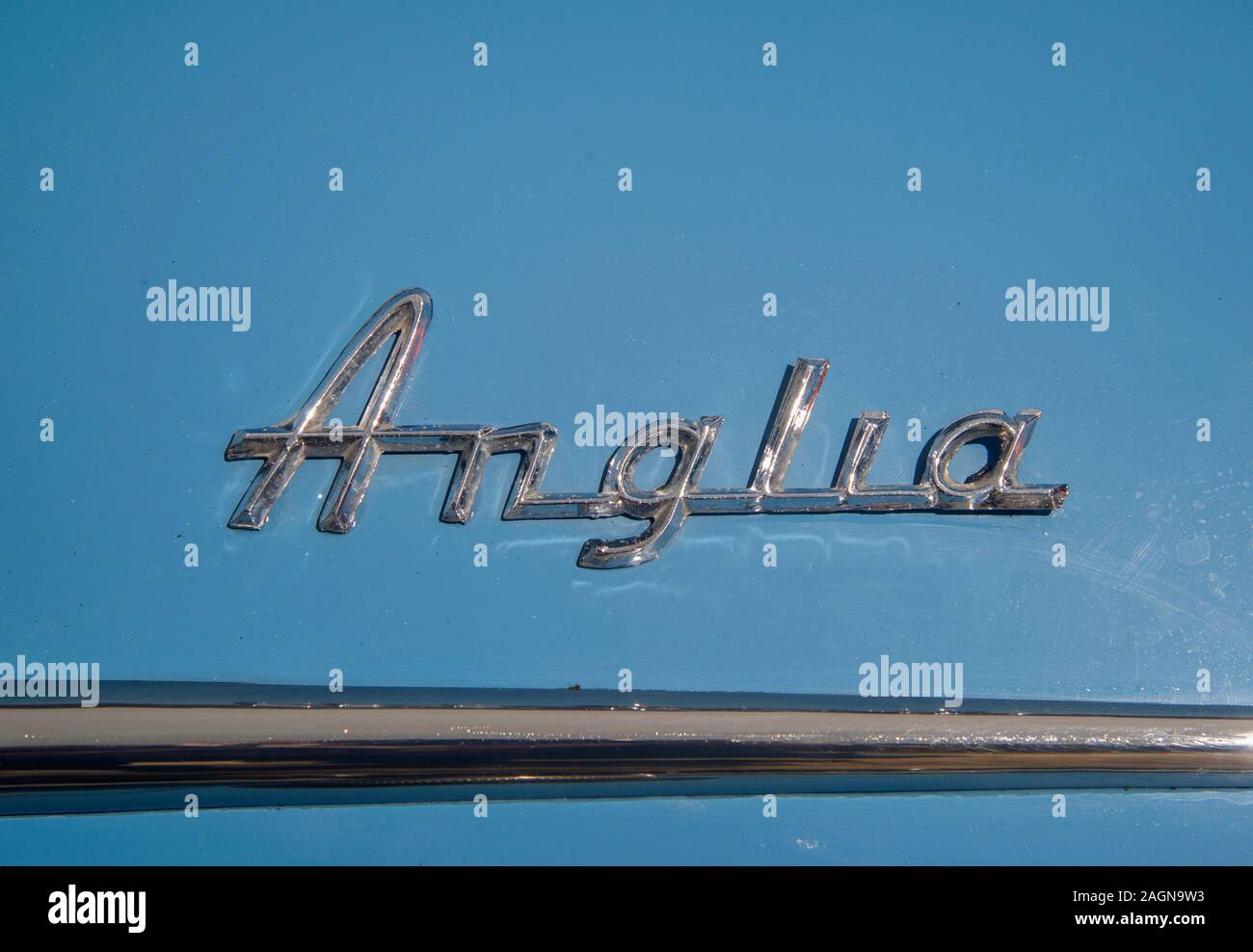 Ford anglia badge hi-res stock photography and images - Alamy