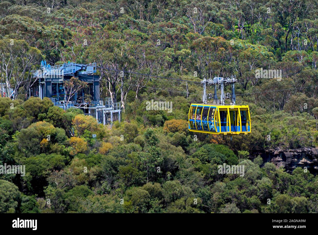Blue mountains cable car australia hi-res stock photography and images ...