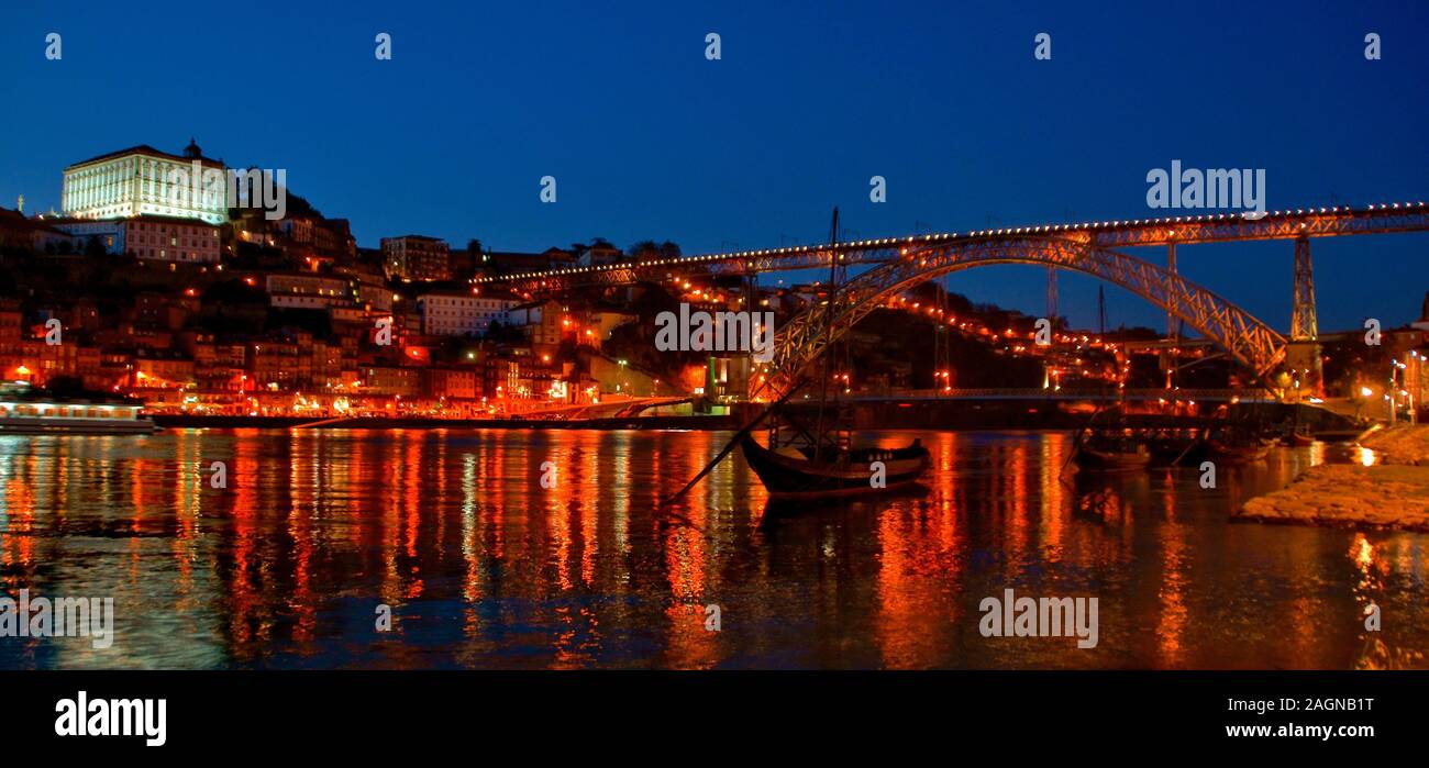 Illuminated famous bridge dom luis i in porto hi-res stock photography ...