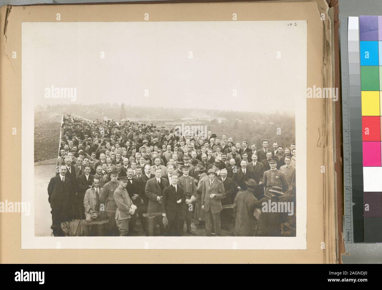 Olive Bridge Dam High Resolution Stock Photography and Images - Alamy