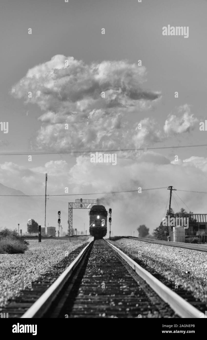 Oncoming train hi-res stock photography and images - Alamy