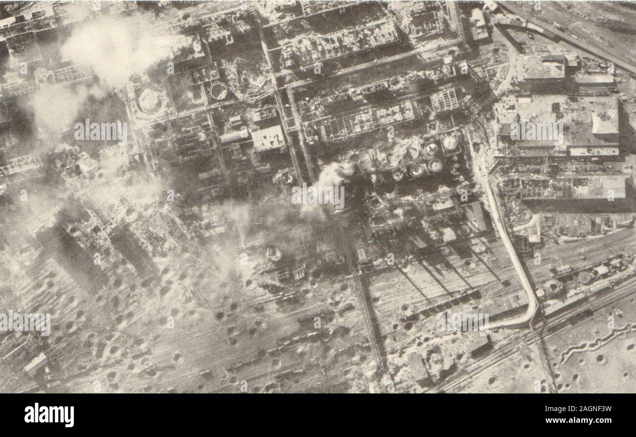 Bohlen oil plant after RAF Bomber Command's attack 21/22 March 1945 ...