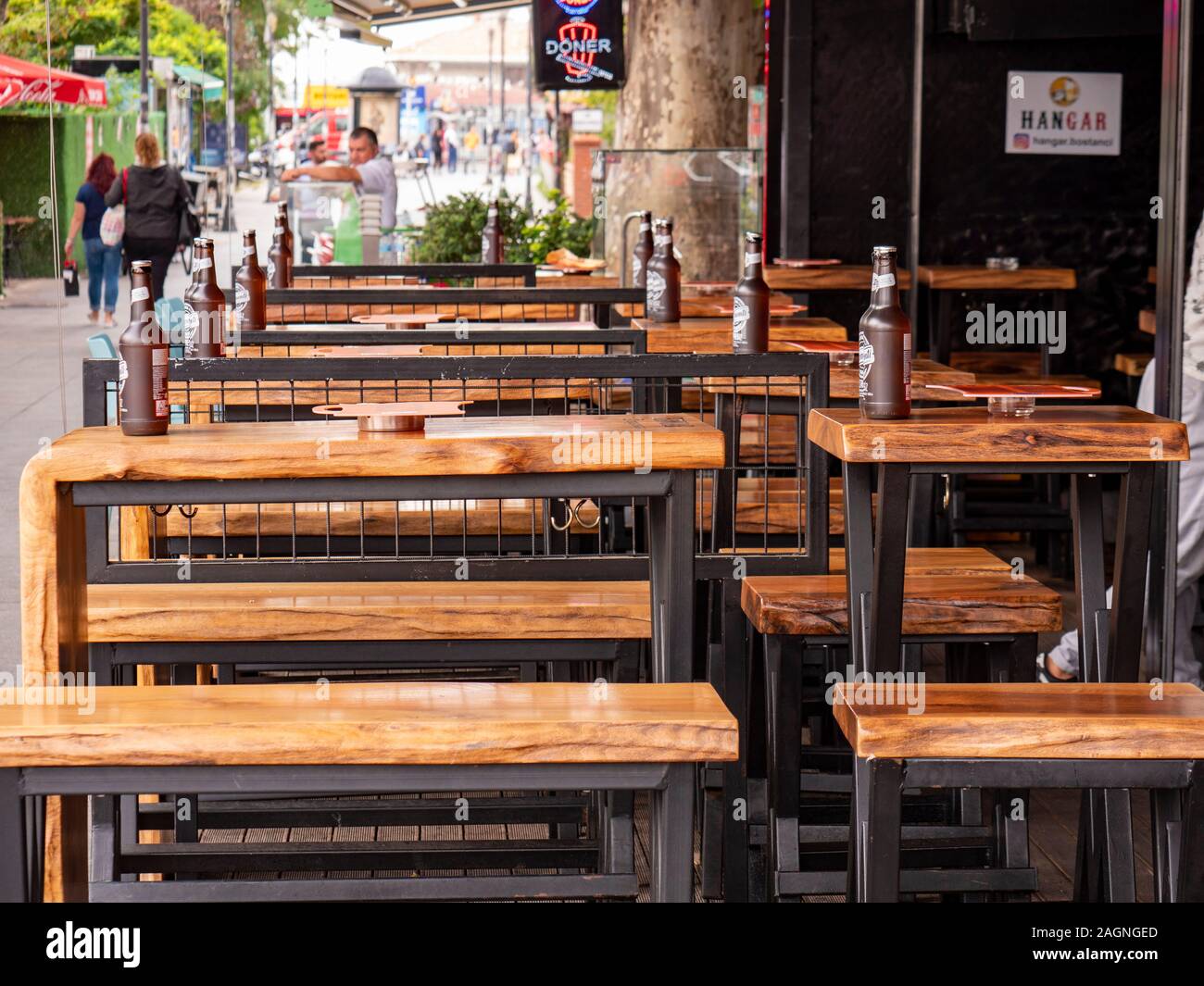 Istanbul ,Turkey - October 2019 : Wooden tables chairs sidewalk cafe ...