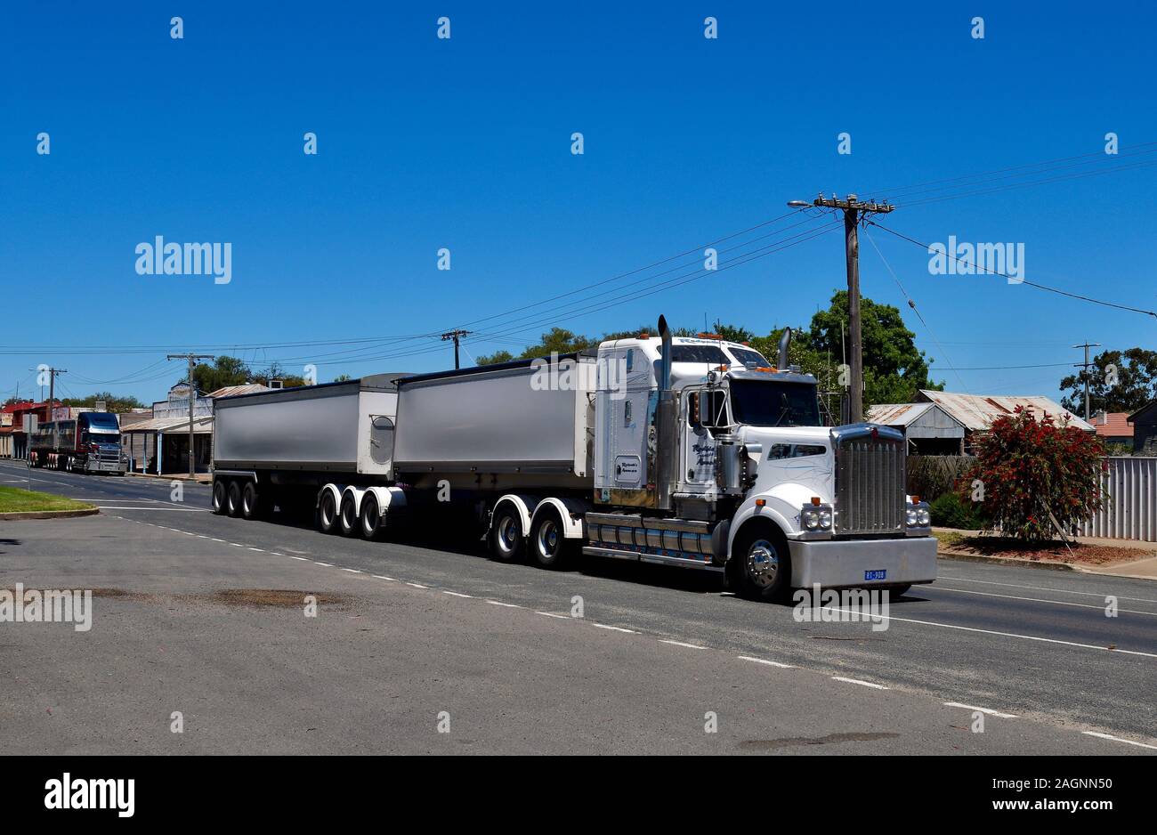 Rupanyup main street hi-res stock photography and images - Alamy