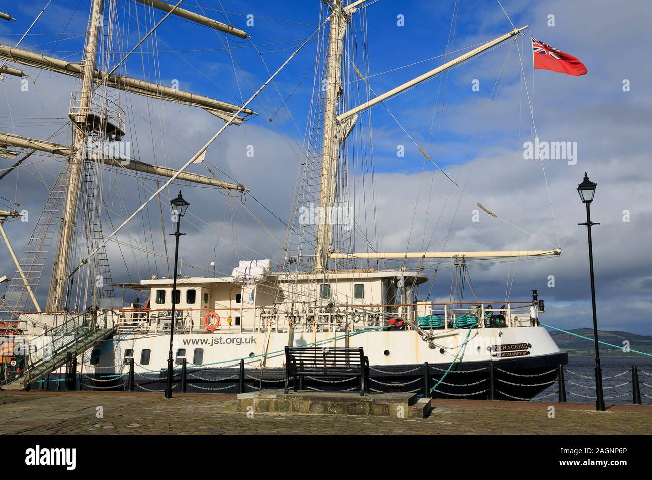 Sailing ship tenacious hi-res stock photography and images - Alamy