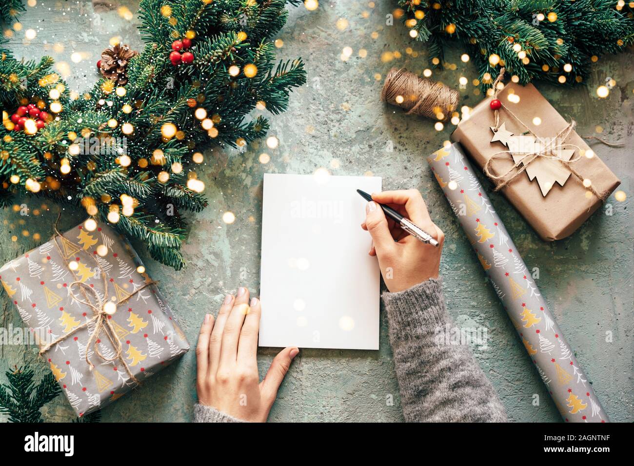 Mock up goal list hi-res stock photography and images - Alamy