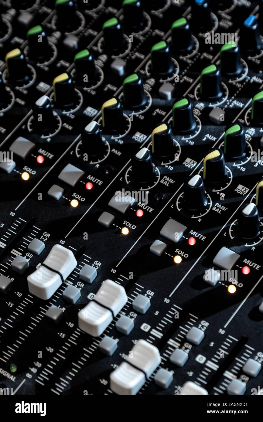Sound console hi-res stock photography and images - Alamy