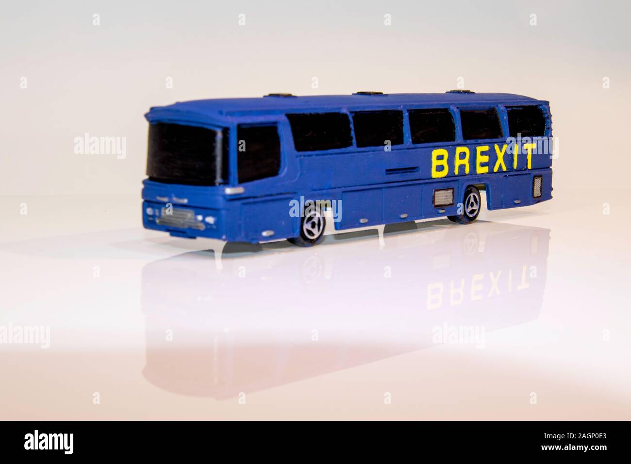 Brexit bus hi-res stock photography and images - Alamy