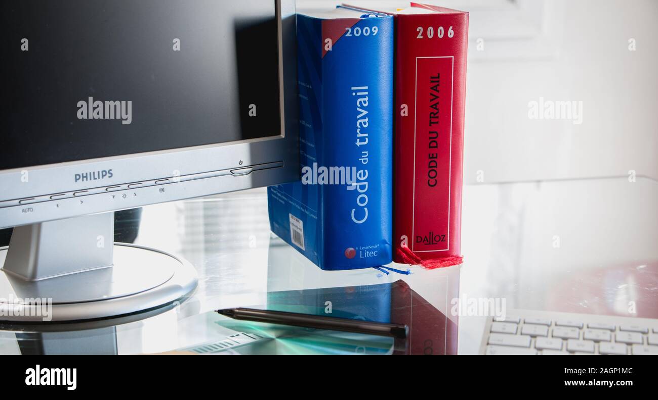 Work simplification hi-res stock photography and images - Alamy