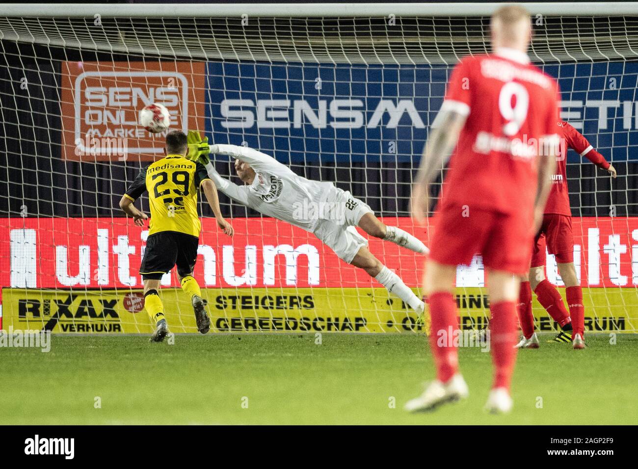 Roda goalkeeper smits hi-res stock photography and images - Alamy