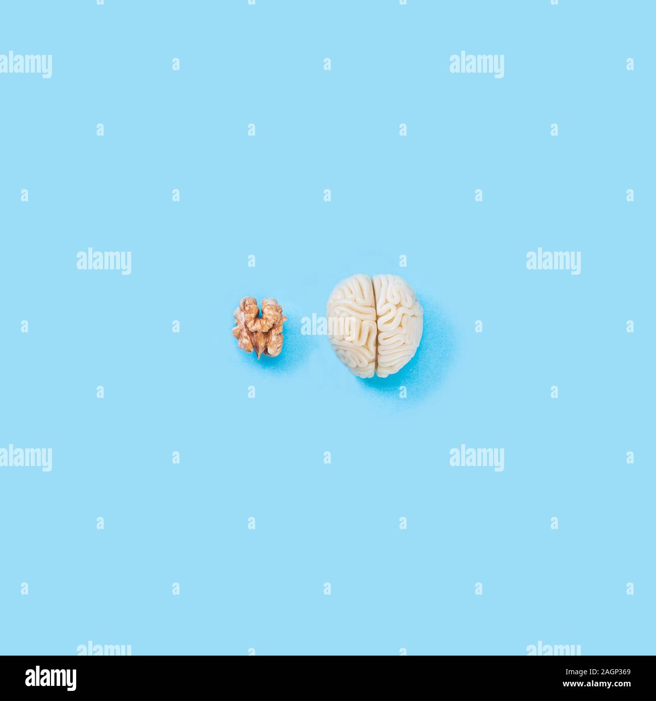 Health benefits of walnuts hi-res stock photography and images - Alamy
