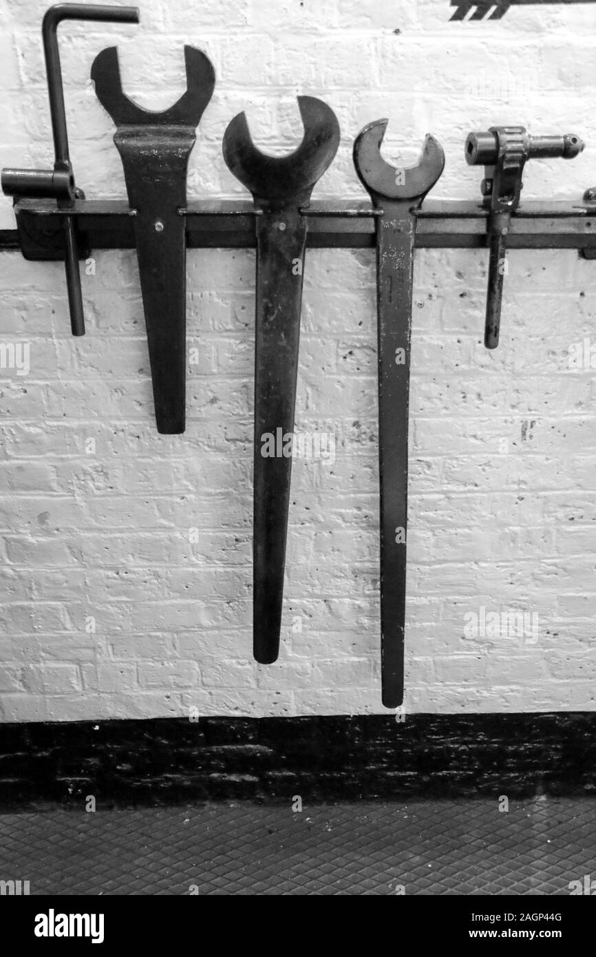 Engineer tools hi-res stock photography and images - Alamy