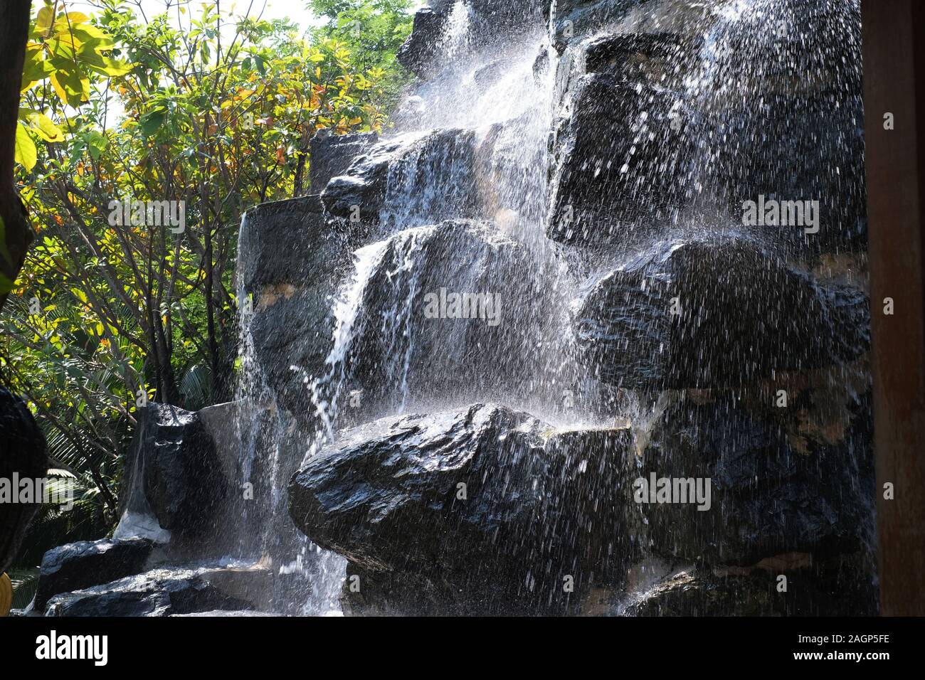 Water rhythm hi-res stock photography and images - Alamy