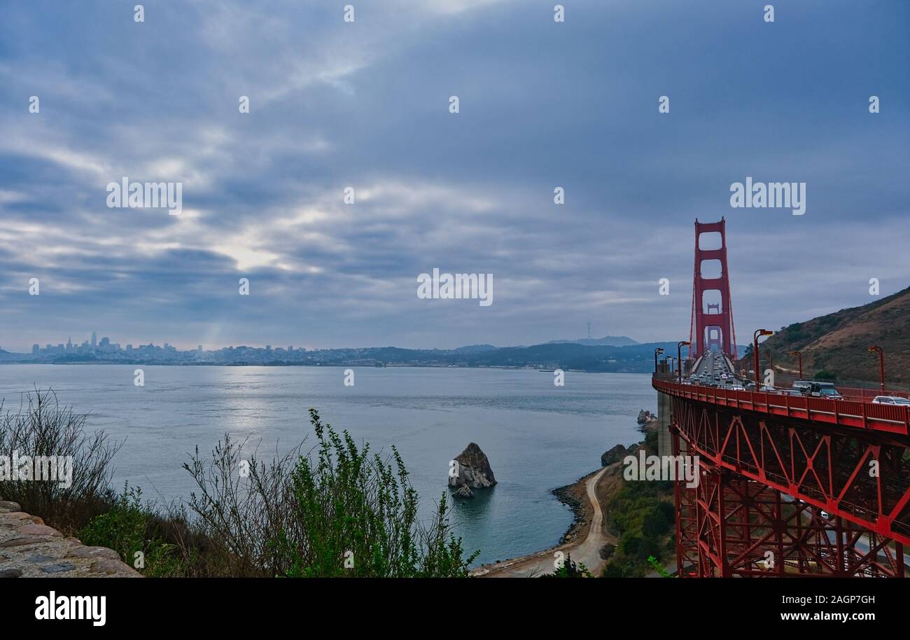 Cloudy golden gate bridge landscape hi-res stock photography and images ...