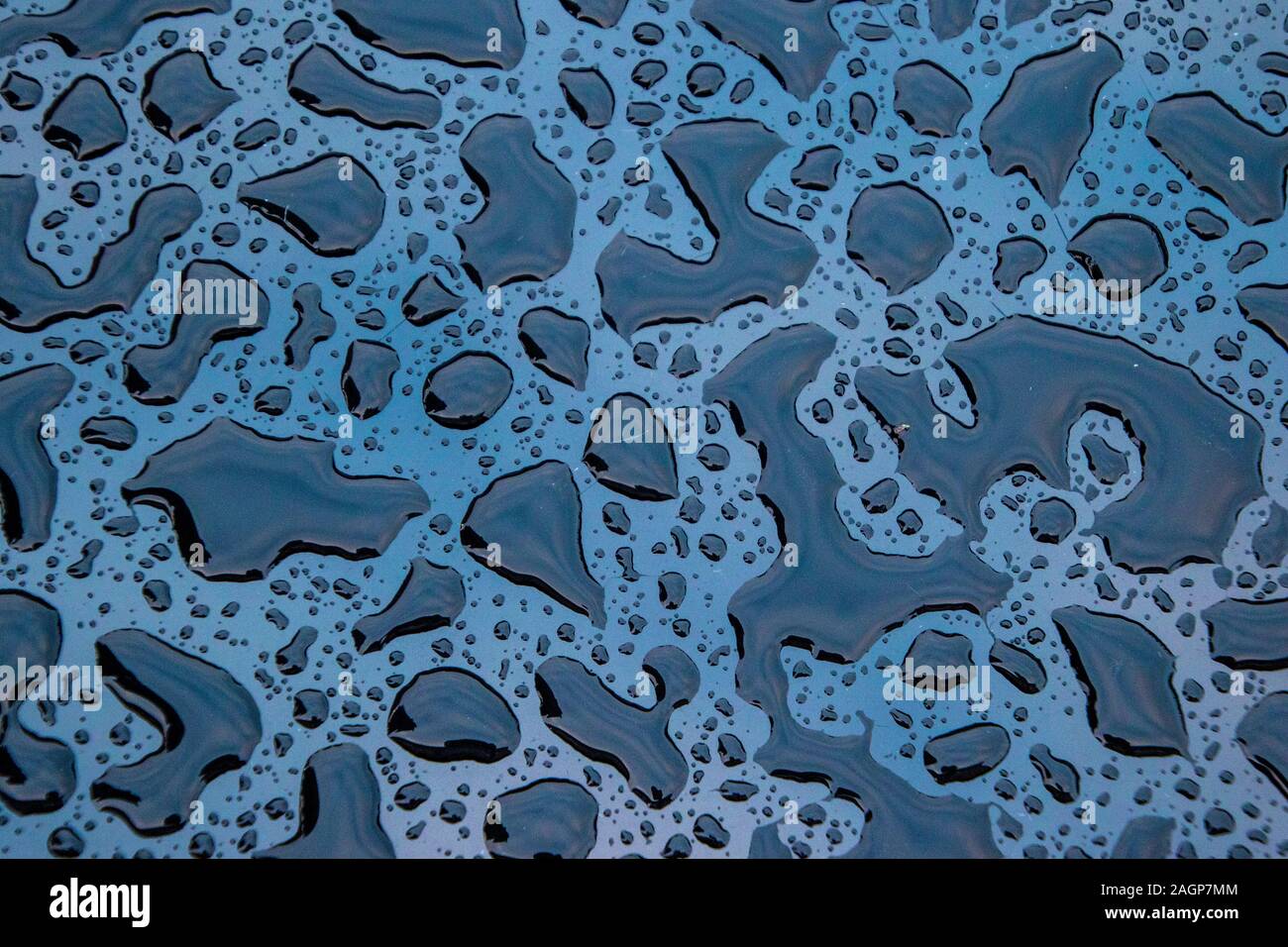 Water forms hi-res stock photography and images - Alamy