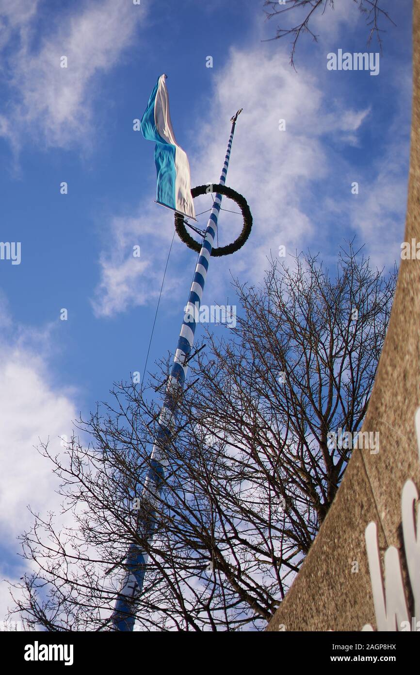 Bavarian Maypole on Viktualienmarkt Munich Germany Stock Photo - Alamy