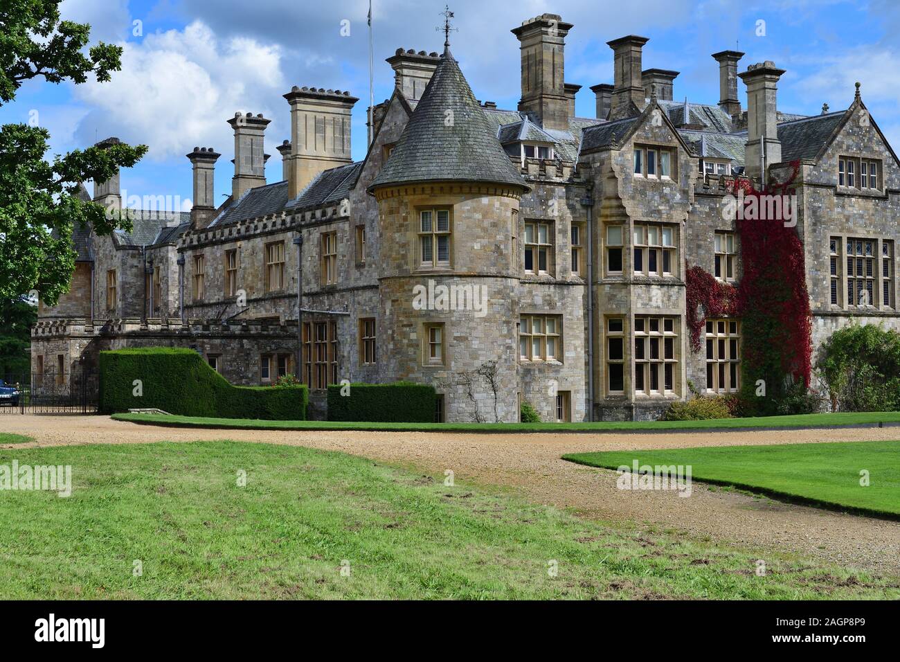 Beaulieu palace 16th hi-res stock photography and images - Alamy
