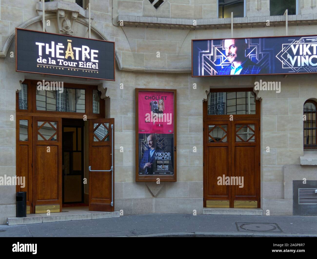 Rapp paris hi-res stock photography and images - Alamy