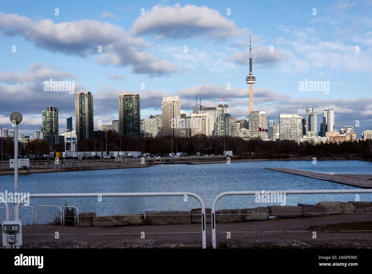 Toronto Cn Tower High Resolution Stock Photography and Images - Alamy