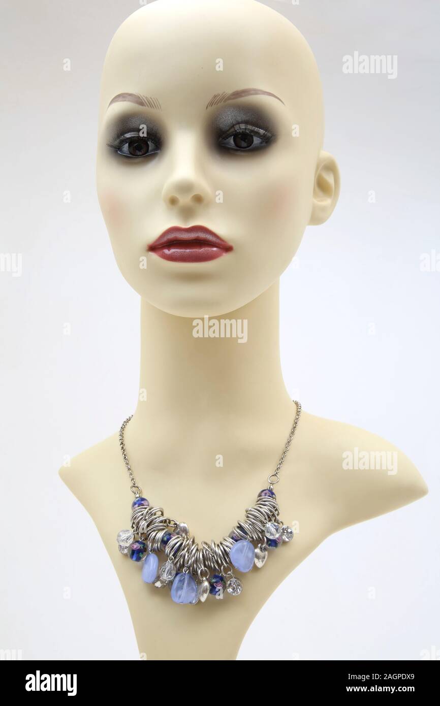 Silver mannequin hi-res stock photography and images - Alamy