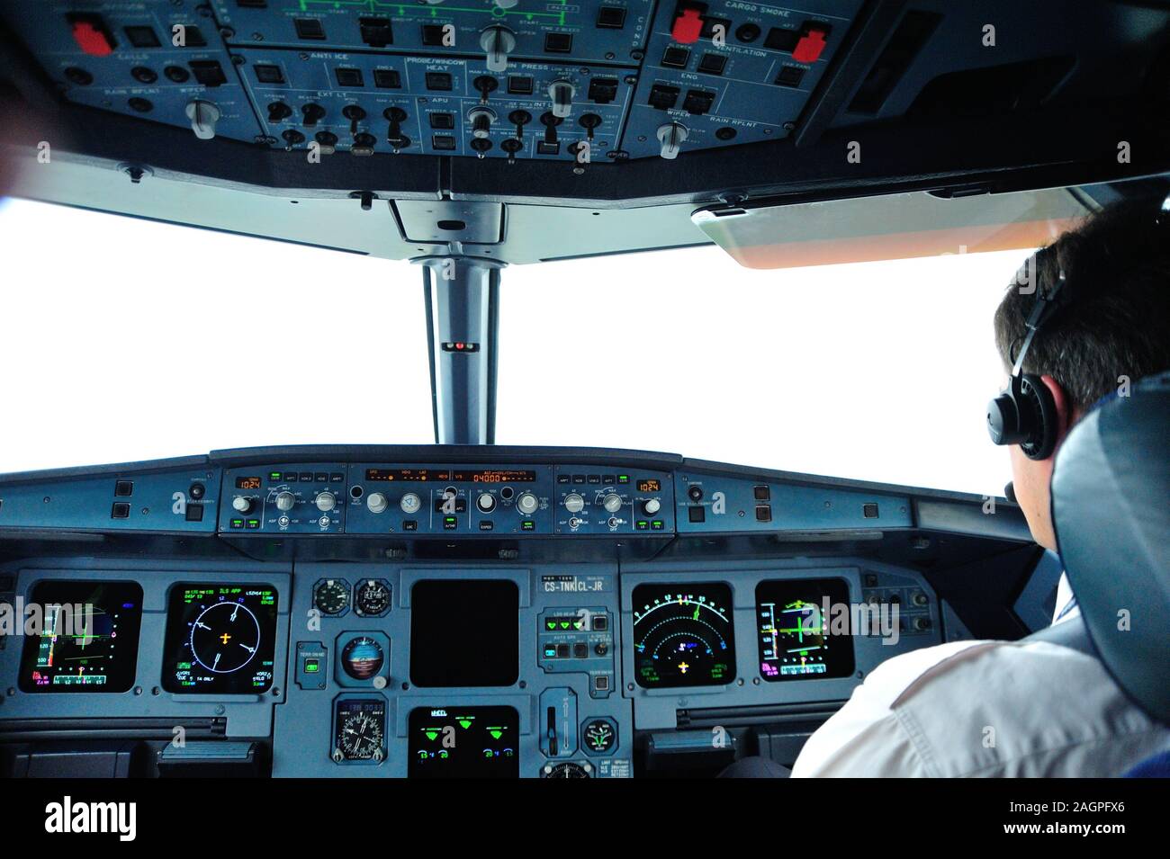 A320 Cockpit High Resolution Stock Photography and Images - Alamy