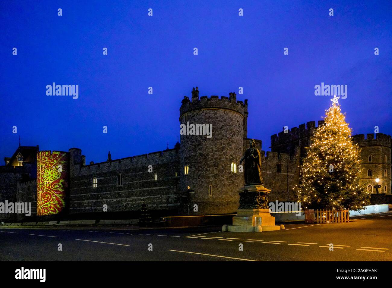 Windsor Castle, Garter Tower Projection, Windsor, Berkshire, England ...
