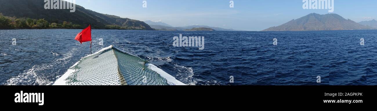 Diving boat hi-res stock photography and images - Alamy