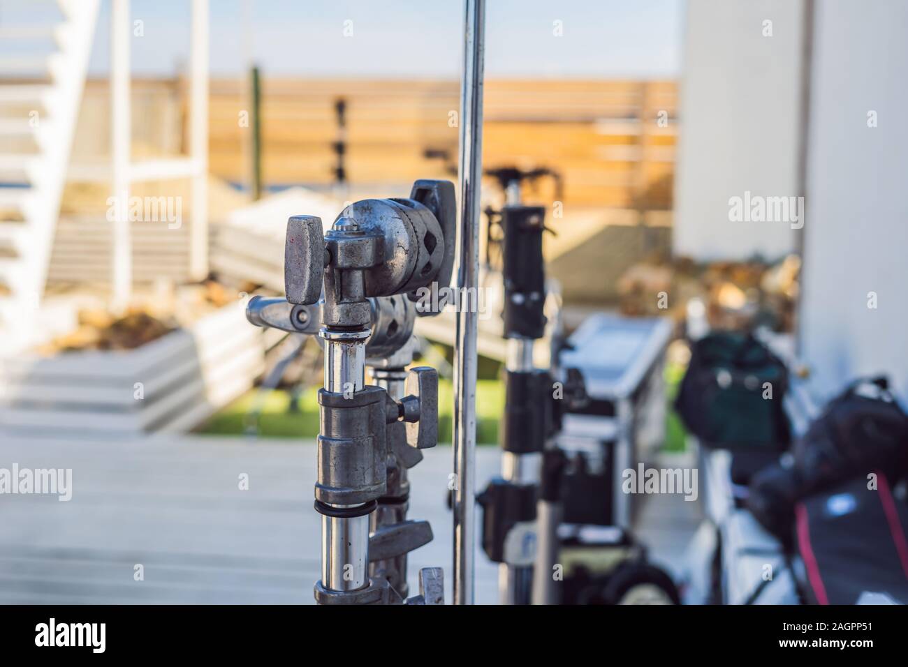 Cinema light stand on a commercial production shoot Stock Photo - Alamy