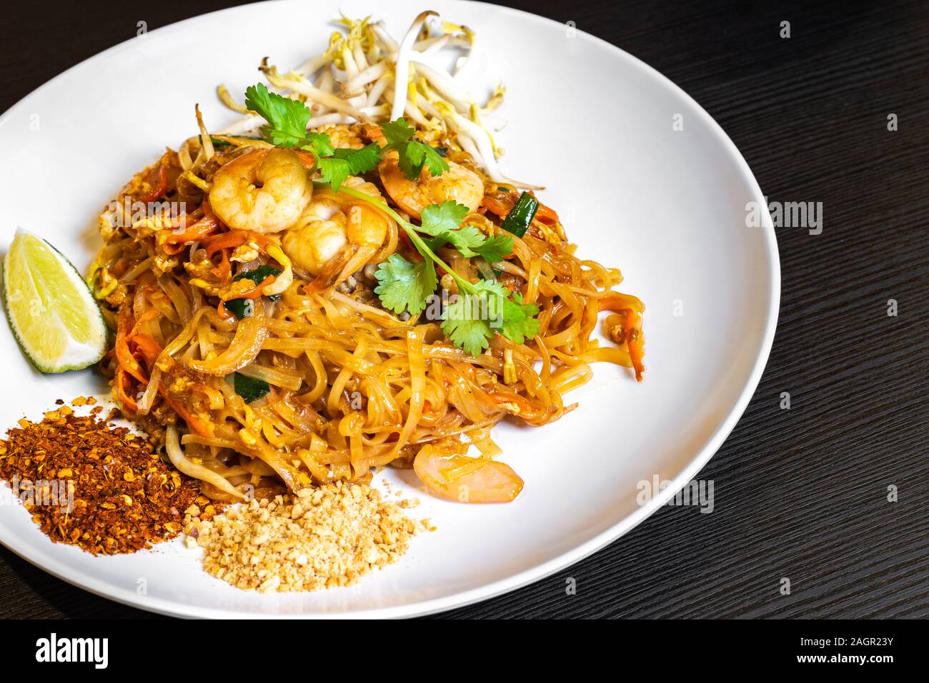 Phad Thai With Seafood And Egg High Resolution Stock Photography and ...