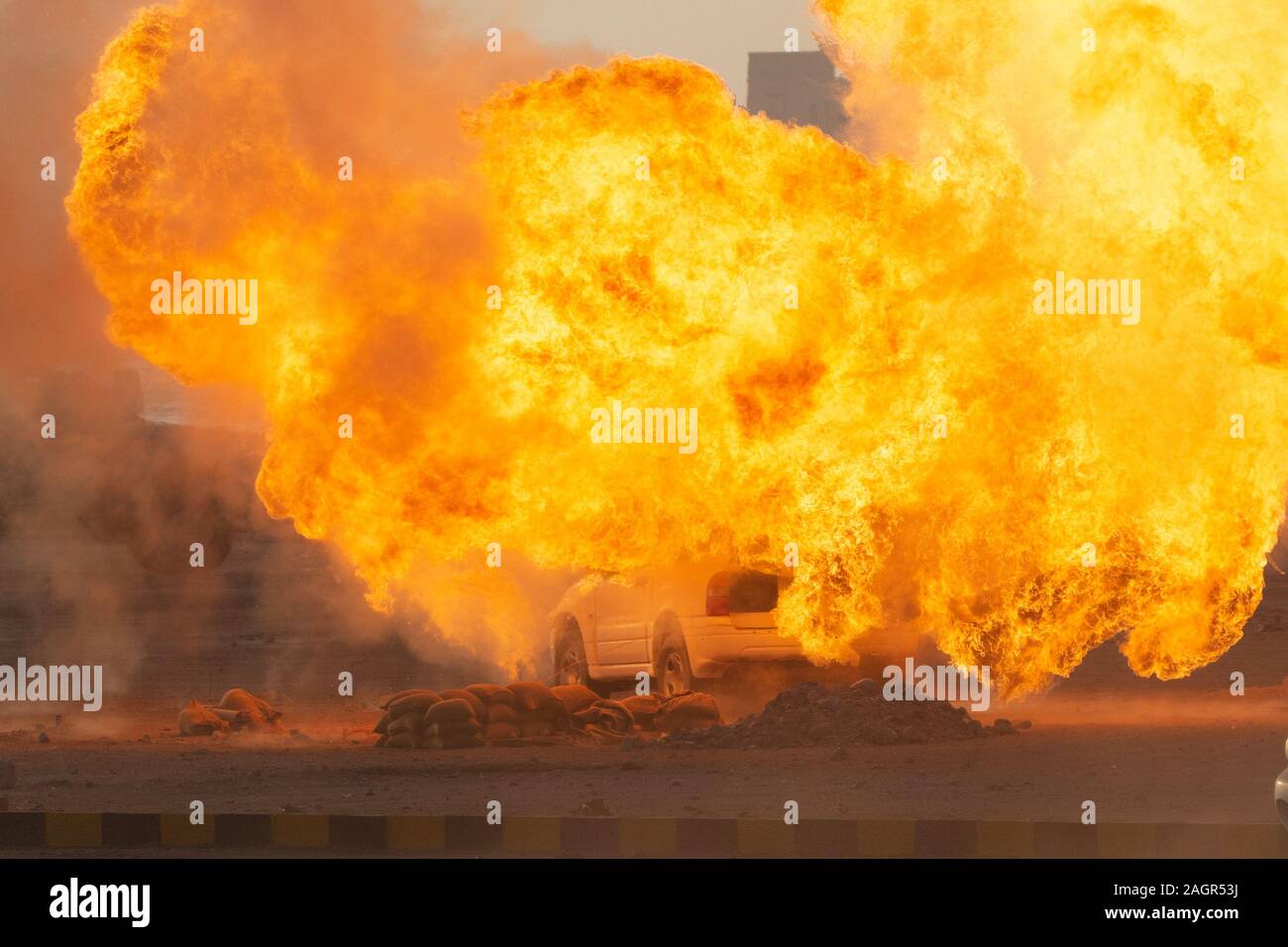 Bomb explo hi-res stock photography and images - Alamy