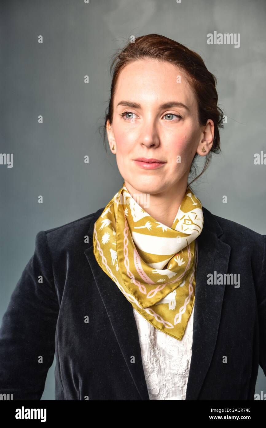 Fashion illustrator hi-res stock photography and images - Alamy