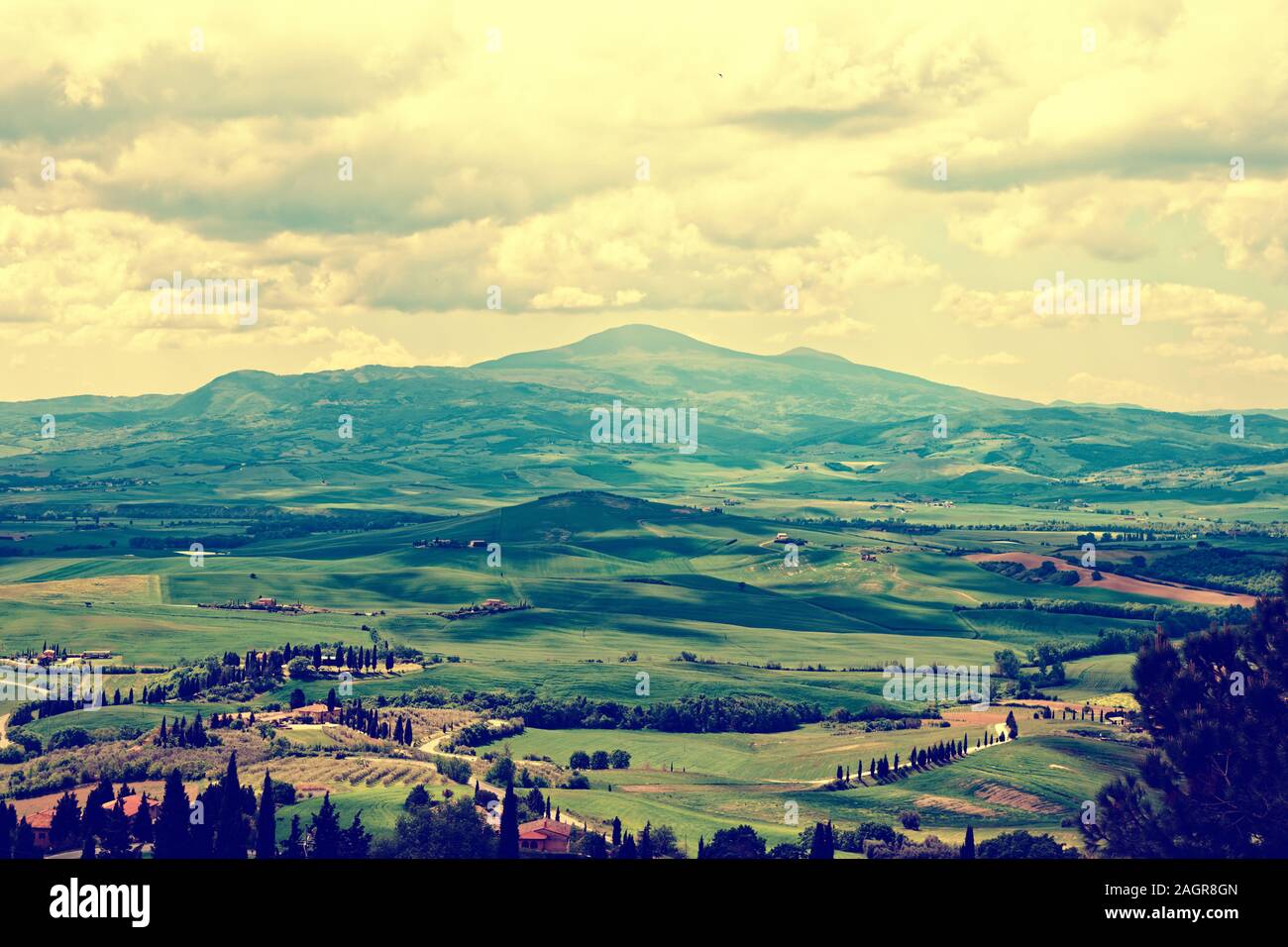Toscana spring hi-res stock photography and images - Alamy