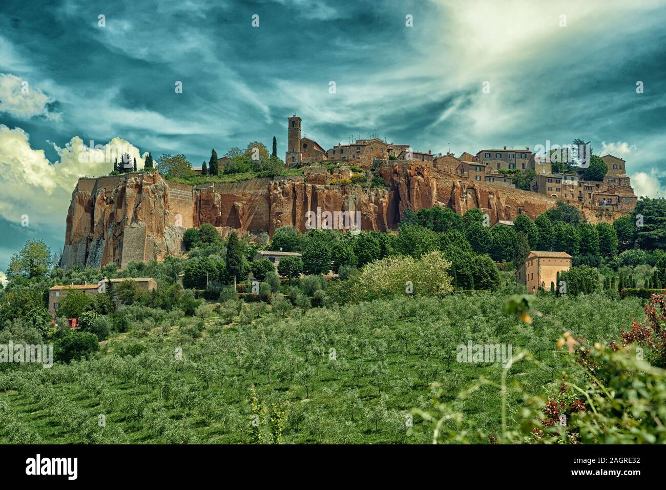 Tufo italy hi-res stock photography and images - Alamy