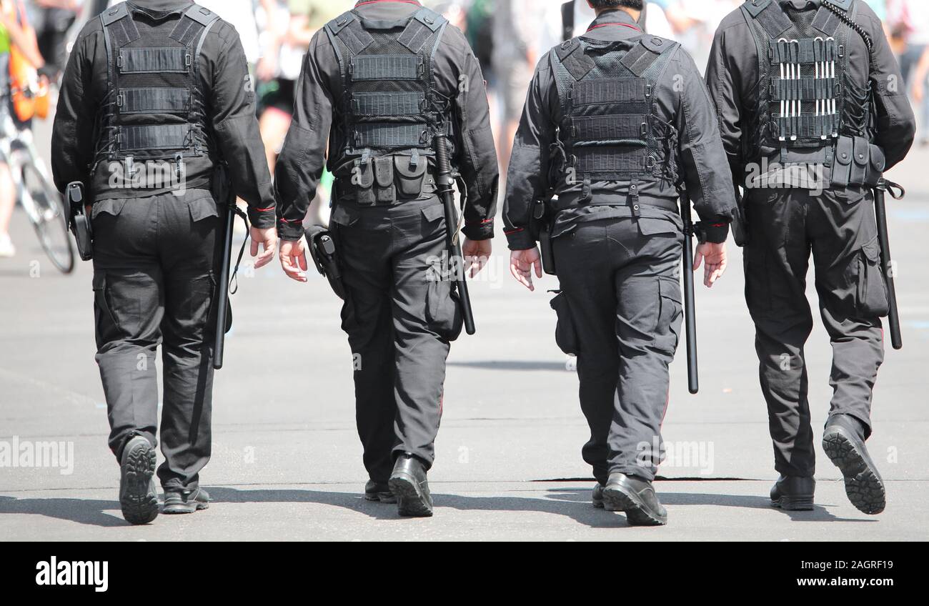 Cosh baton truncheon hi-res stock photography and images - Alamy