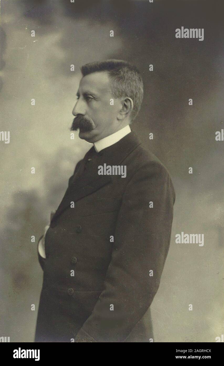 Portrait of pianist and composer Moritz Moszkowski (1854-1925). Museum ...