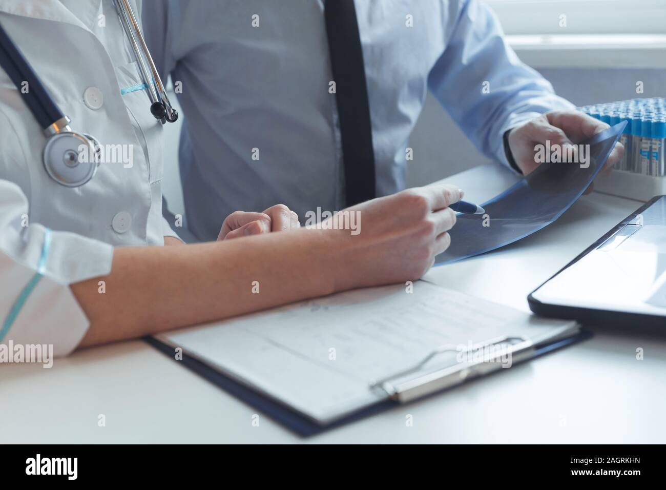 Medical tests hi-res stock photography and images - Alamy