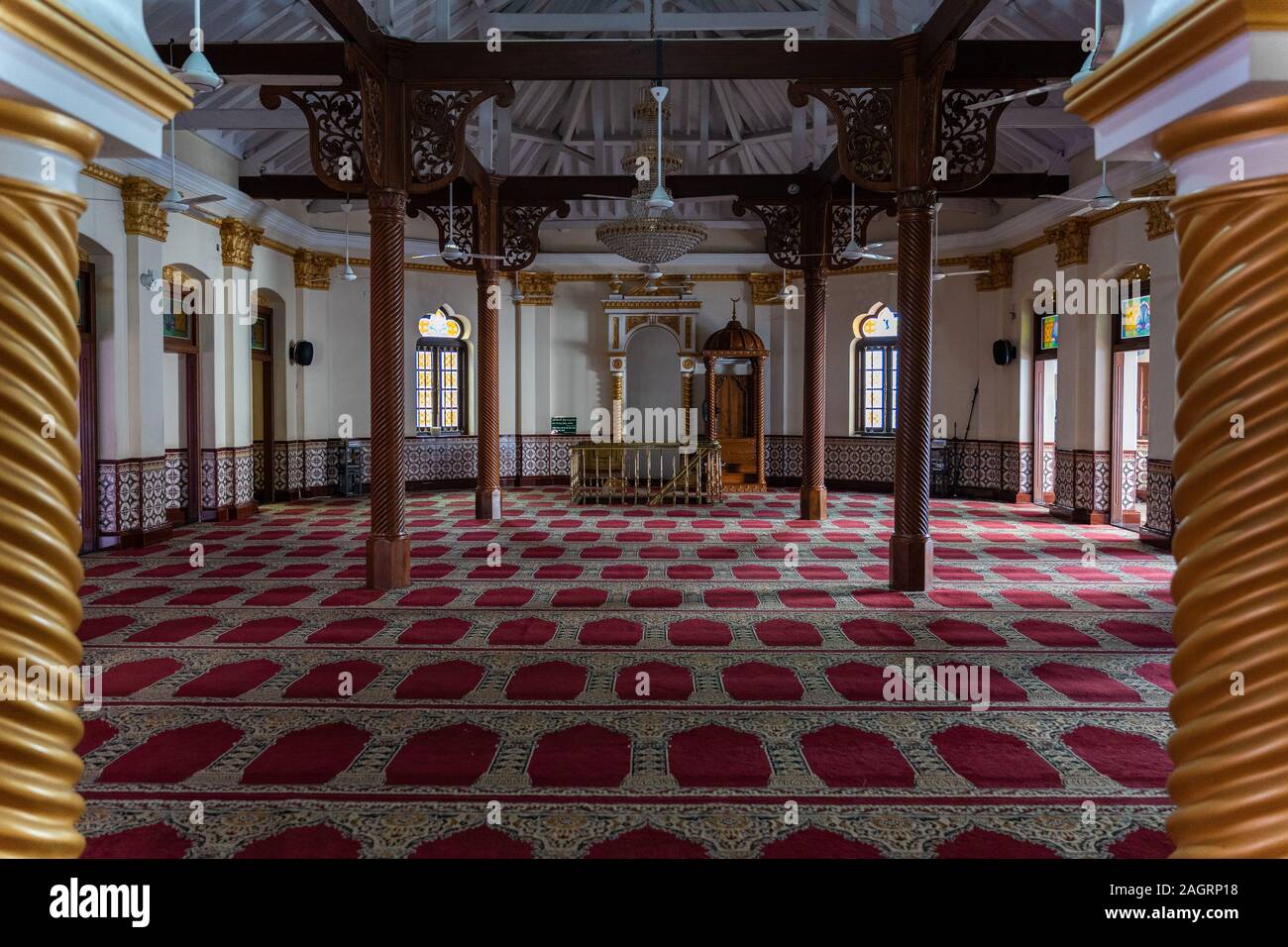 Mosque Carpet High Resolution Stock Photography and Images - Alamy