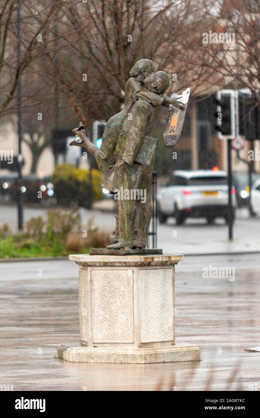 Statue by René Julien called The Return, Southend on Sea, Victoria ...