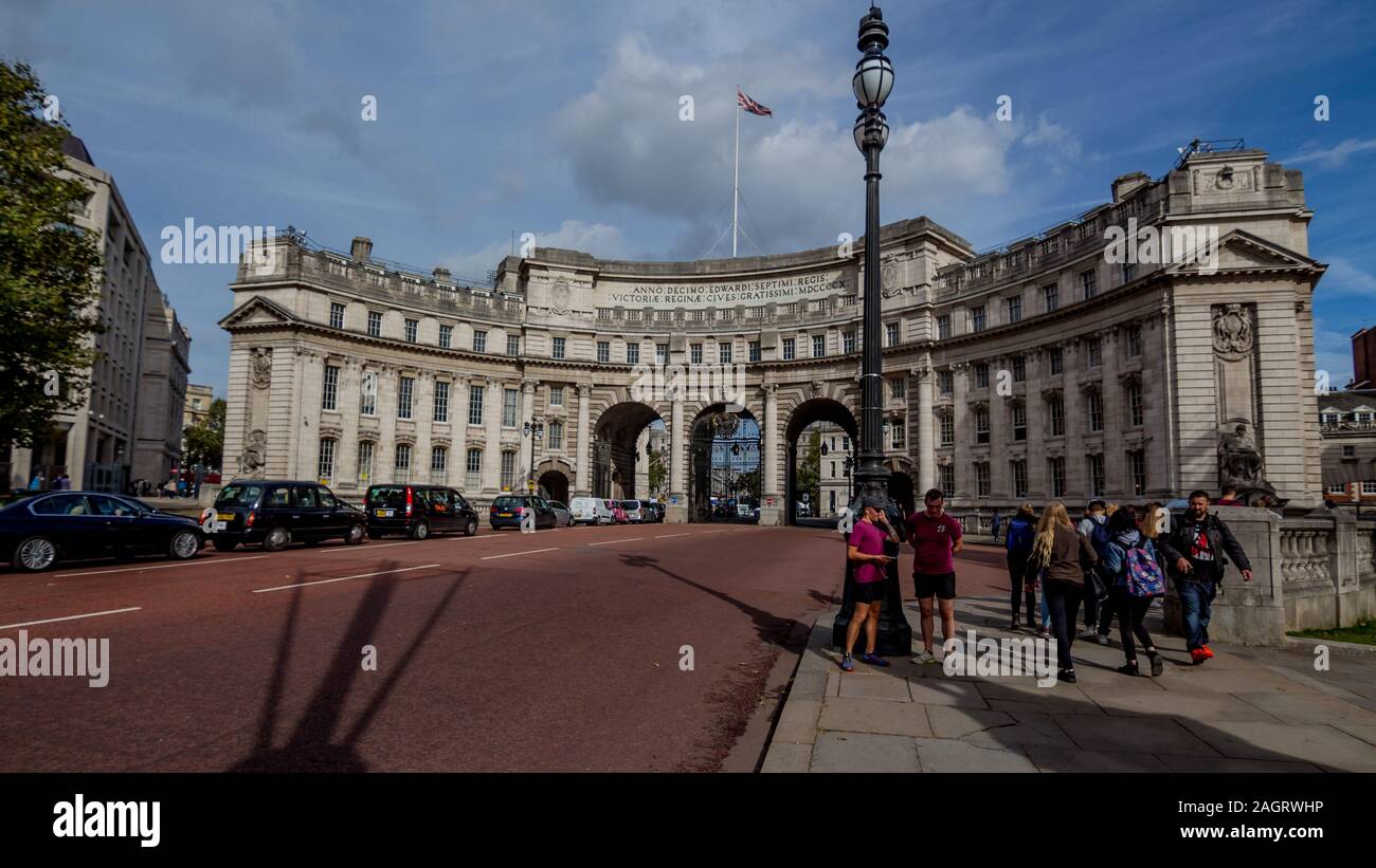 Admiralty Arch in London, England Stock Photo - Alamy